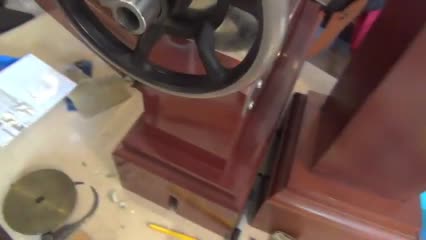 muybridge-zoopraxiscope-working-replica-stephen-herbert-mp4